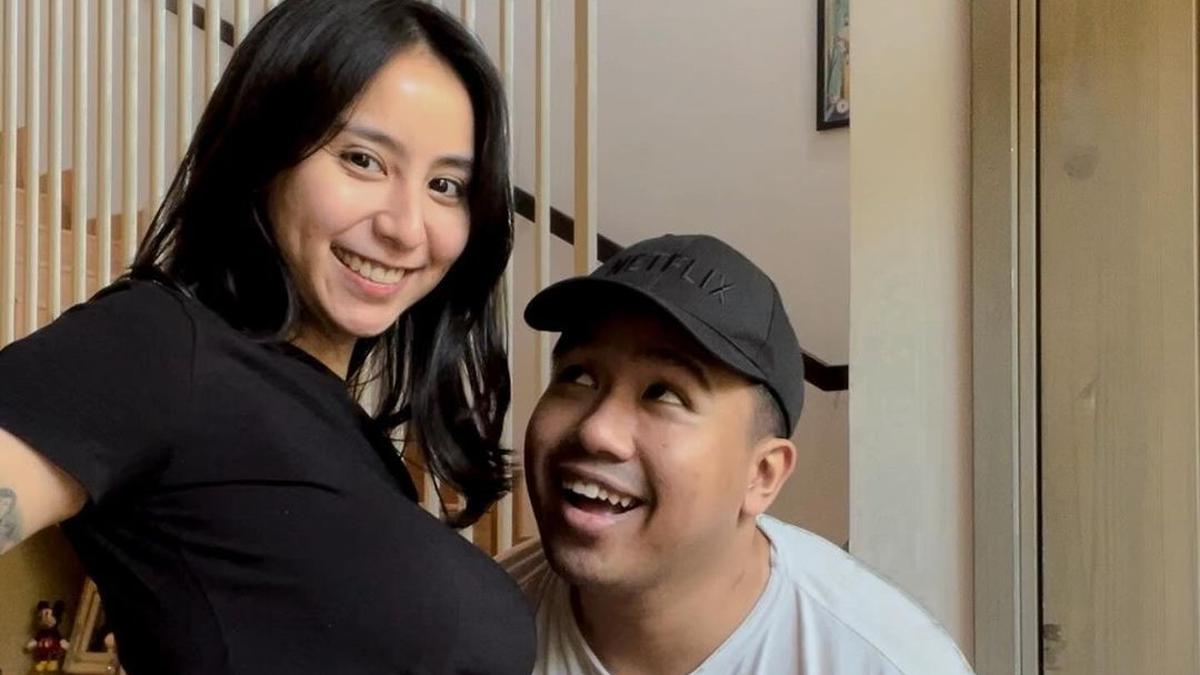 Joshua Suherman dan Clairine Clay Debat Soal Kemiripan Calon Anak Gara ...