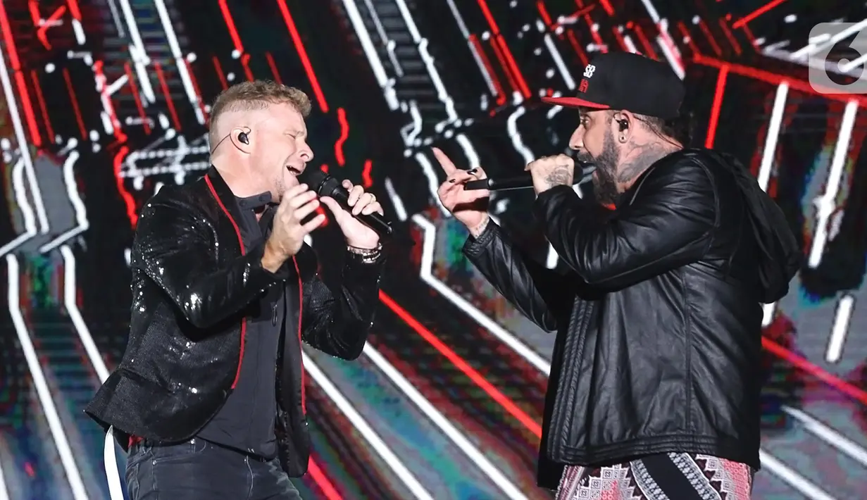 FOTO: Backstreet Boys Bius Ribuan Penggemar di Jakarta - Foto Liputan6.com