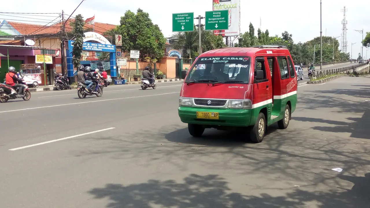 Dampak BBM Naik, Siap-Siap Angkot dan Damri di Bandung Punya Tarif Baru ...