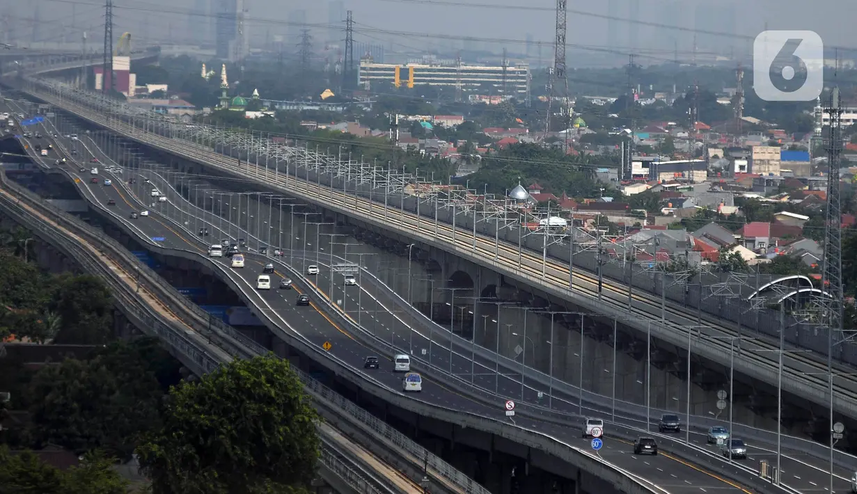 Dalam Waktu Dekat, Tarif Tol Jakarta-Cikampek dan Jalan Layang MBZ Bakal Naik - Foto Liputan6.com