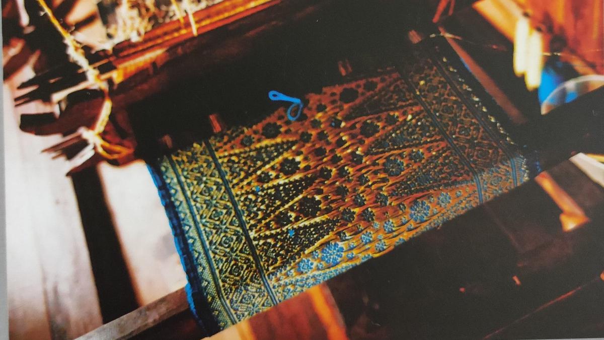 Sejarah Kain Tenun Sambas Khas Kalimantan Barat yang Berharga Fantastis - Regional Liputan6.com