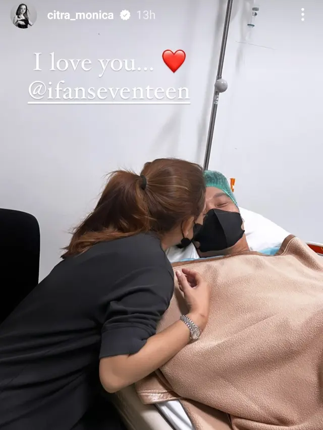 7 Potret Ifan Seventeen Operasi Tumor, Citra Monica Jadi Istri Siaga - Hot Liputan6.com
