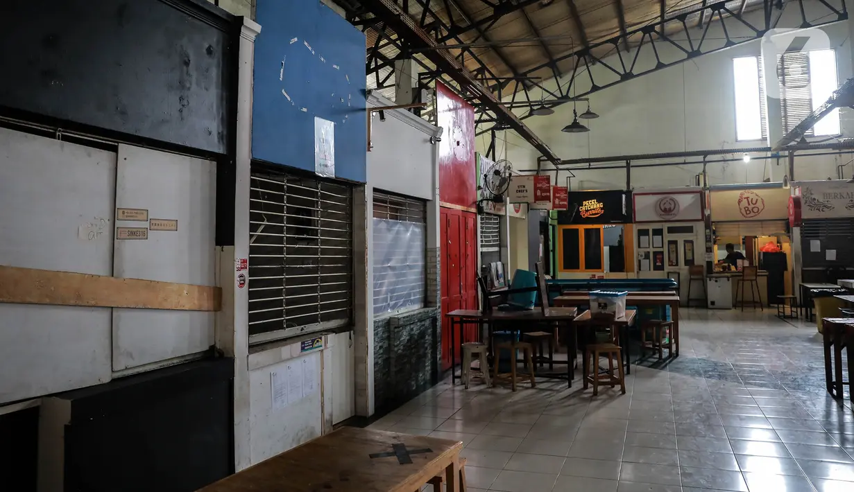 Tak Mampu Bayar Biaya Operasional, Banyak Kios di Pasar Santa Kini ...