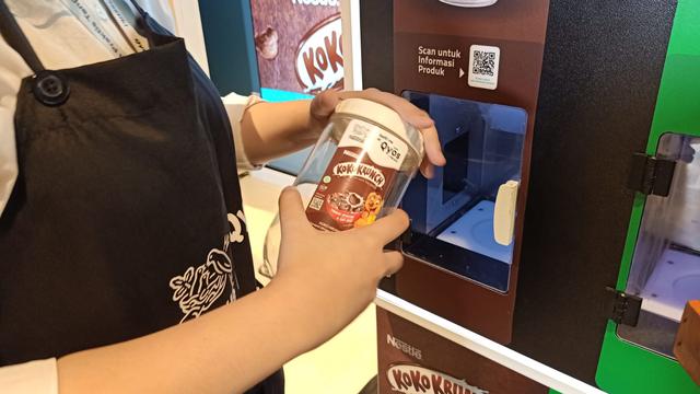 Siapa Mau Coba Beli Isi Ulang Sereal dan Susu Bubuk di Vending Machine?