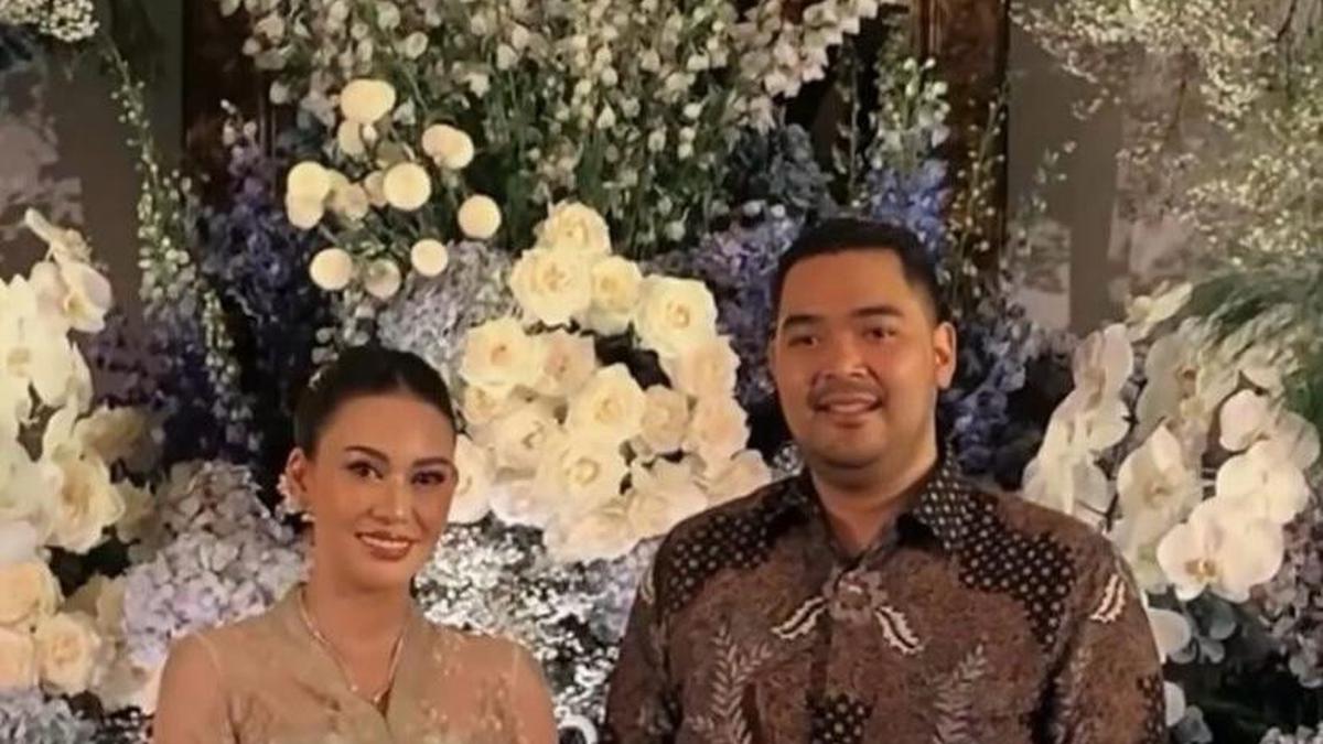 6 Gaya Aprilia Berkebaya Nude saat Tunangan dengan Anak Surya Paloh, Prananda Paloh - Fashion ...