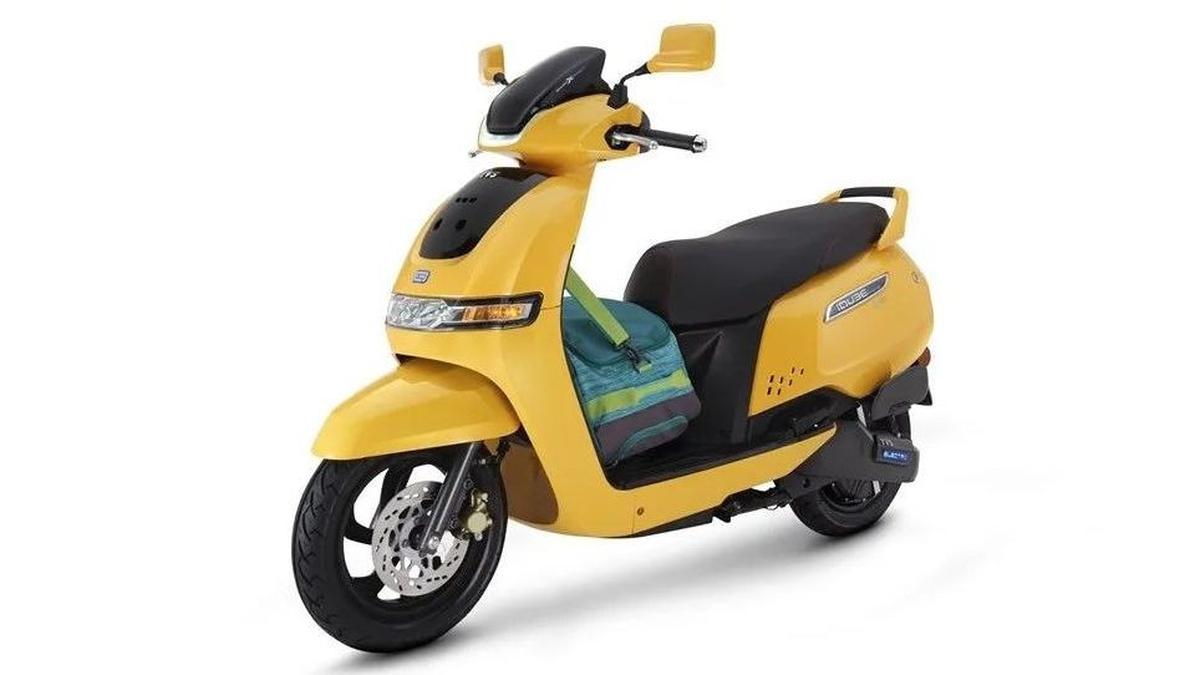 TVS iQube S Ramaikan Pasar Motor Listrik Nasional, Daya Jelajahnya Bisa ...