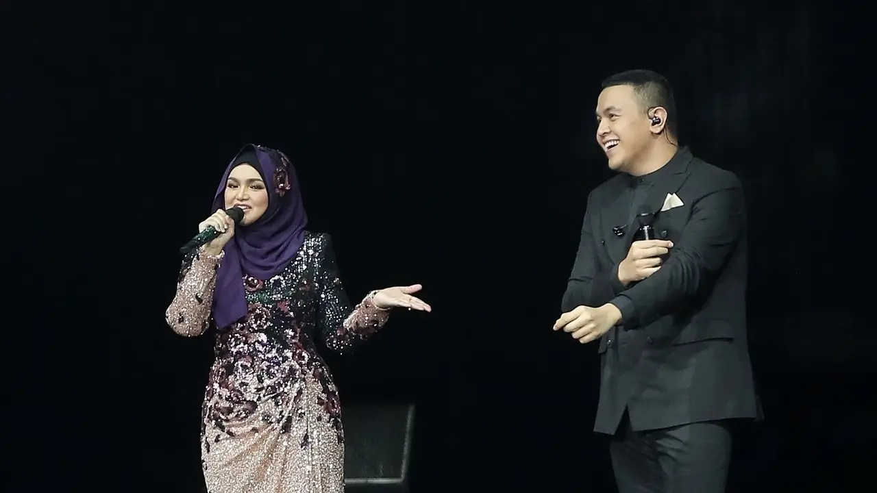 Konser di Jakarta, Siti Nurhaliza Memukau - ShowBiz Liputan6.com