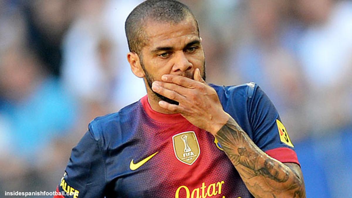Alves: Muenchen Tak Lebih Baik dari Barca - Bola Liputan6.com
