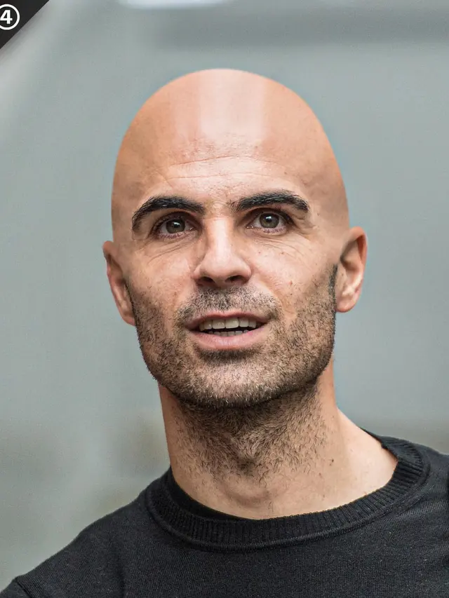 8 Foto Editan Pelatih Bola Top Dunia Jadi Botak Ini Kocak - Dunia Bola.com