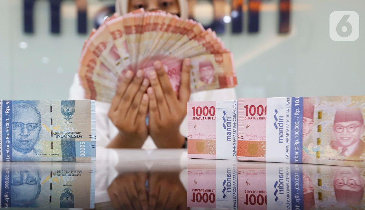 Akhir Pekan, Rupiah Melemah Terhadap Dolar - Foto Liputan6.com