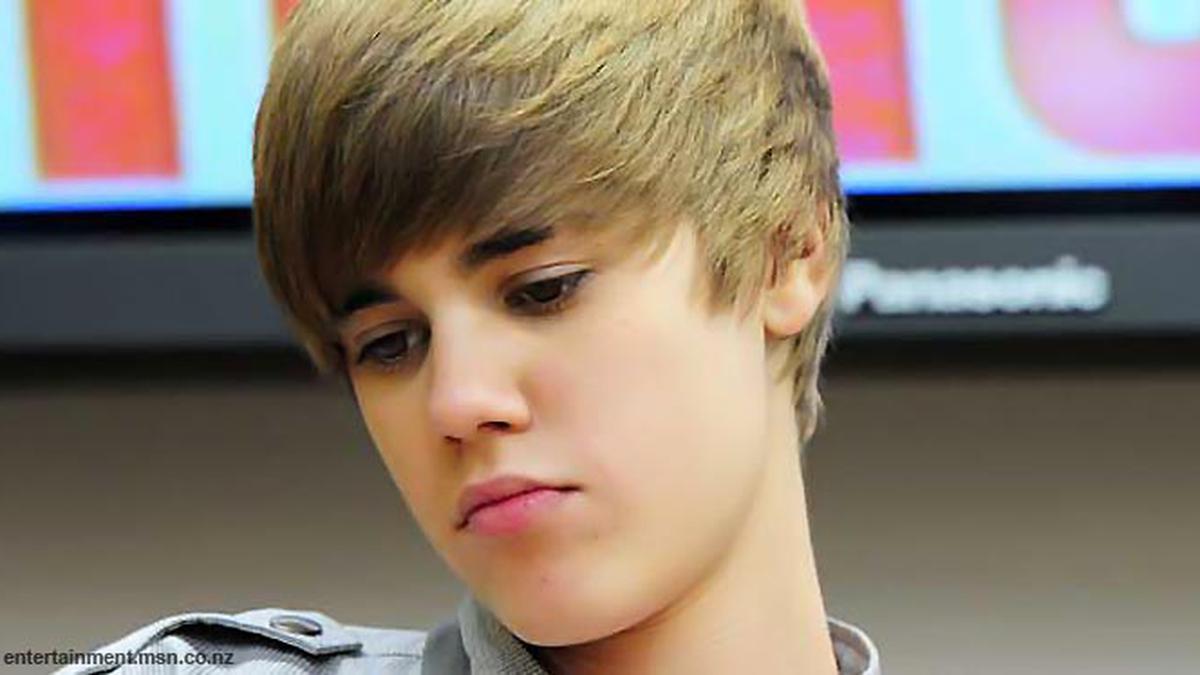 Duh, Justin Bieber Kemalingan