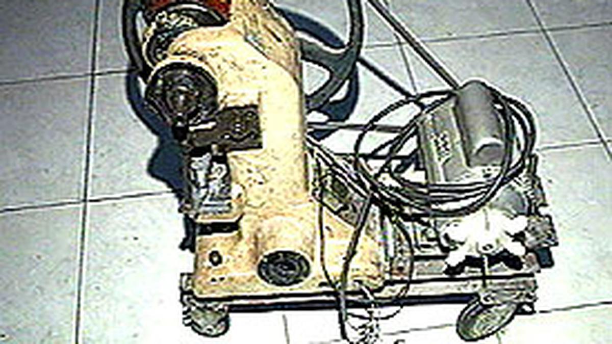 Mesin Pembuat Ekstasi Aseng dan Ang Kim Soei Mirip - News Liputan6.com