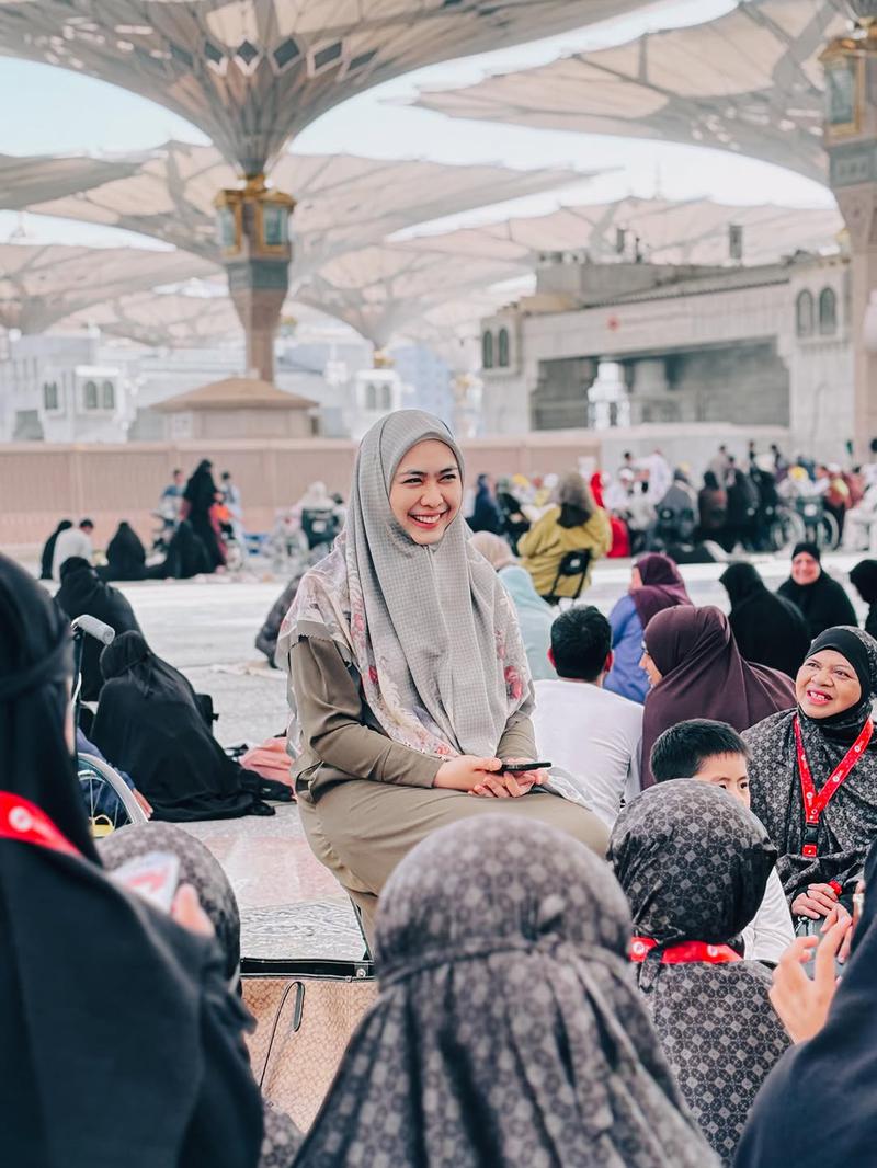 oki setiana dewi mesir