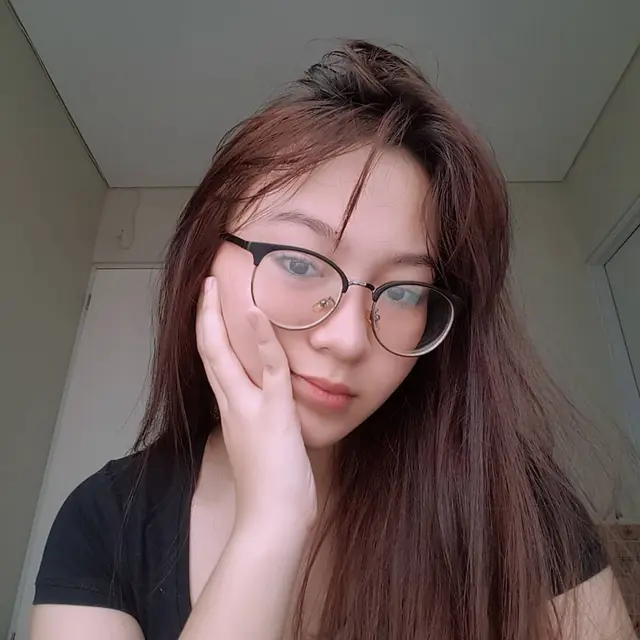 6 Potret Resta Maharani, Cewek yang Disebut Pacar Kiki Eks CJR - Hot Liputan6.com