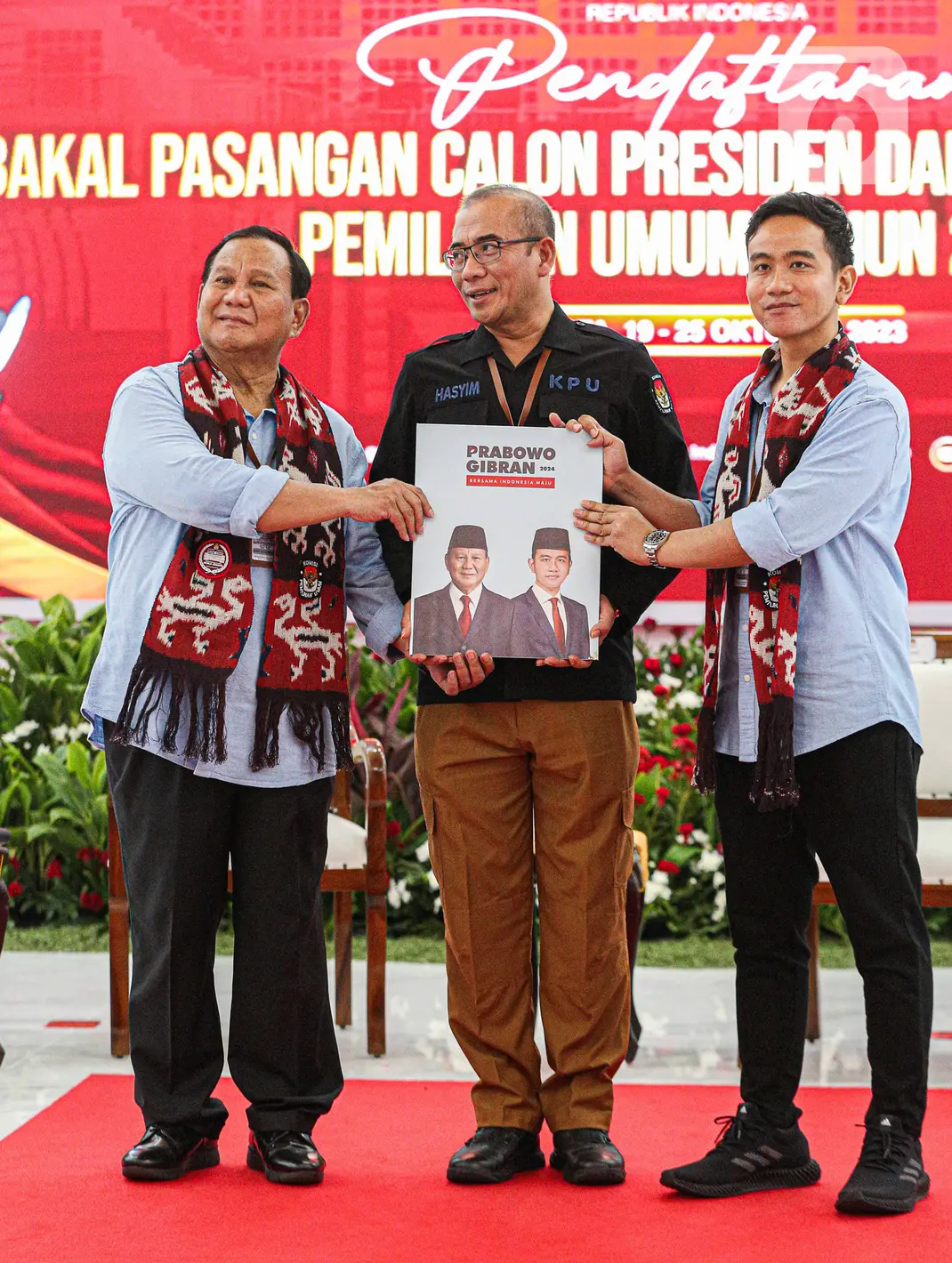 Prabowo dan Gibran Resmi Mendaftar Pilpres 2024 di KPU - Foto Liputan6.com