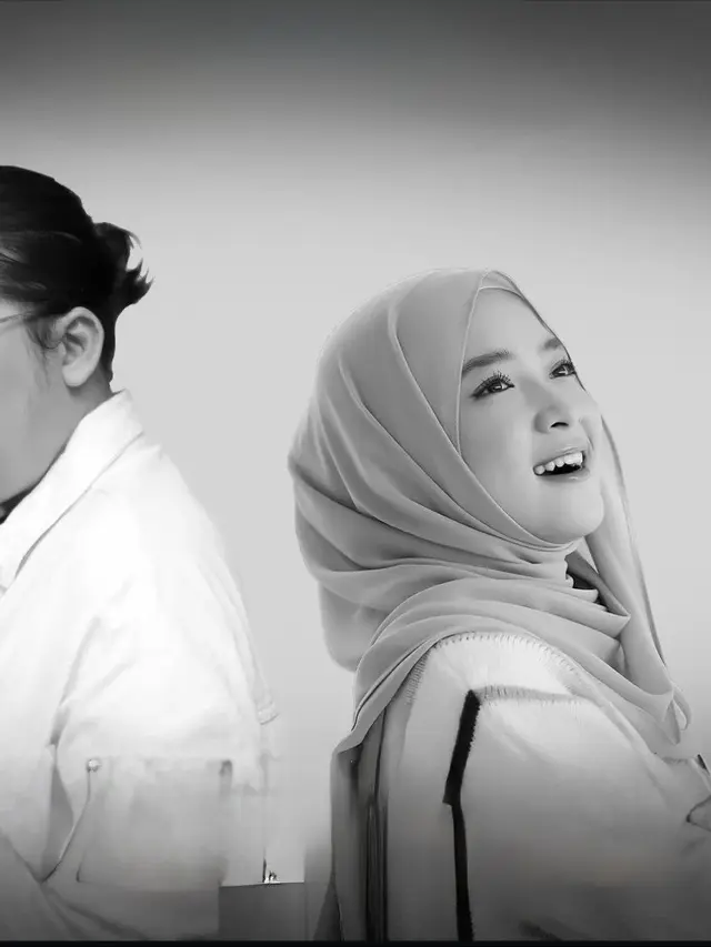 7 Potret Nissa Sabyan dan Ayus Menikah Diam-Diam, Mulai Pamer Kedekatan - Hot Liputan6.com