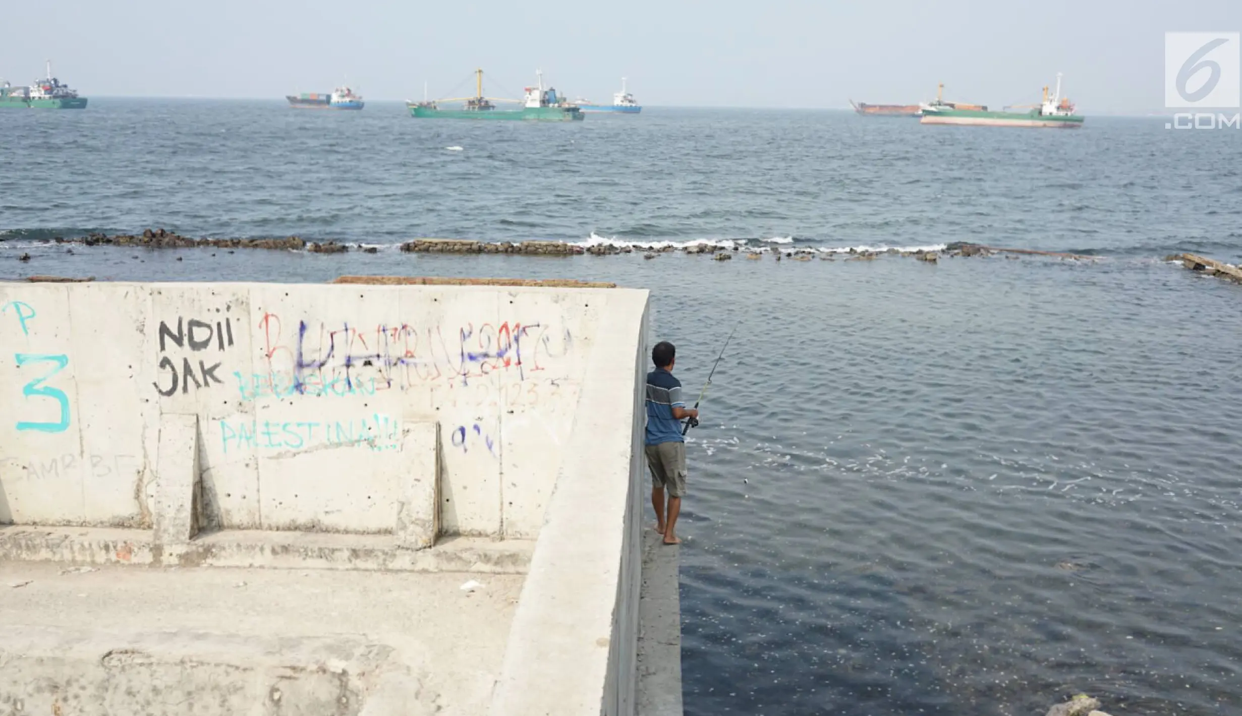 FOTO: Bertahun-tahun Terendam Banjir Rob, Daratan Ini Menyatu dengan ...