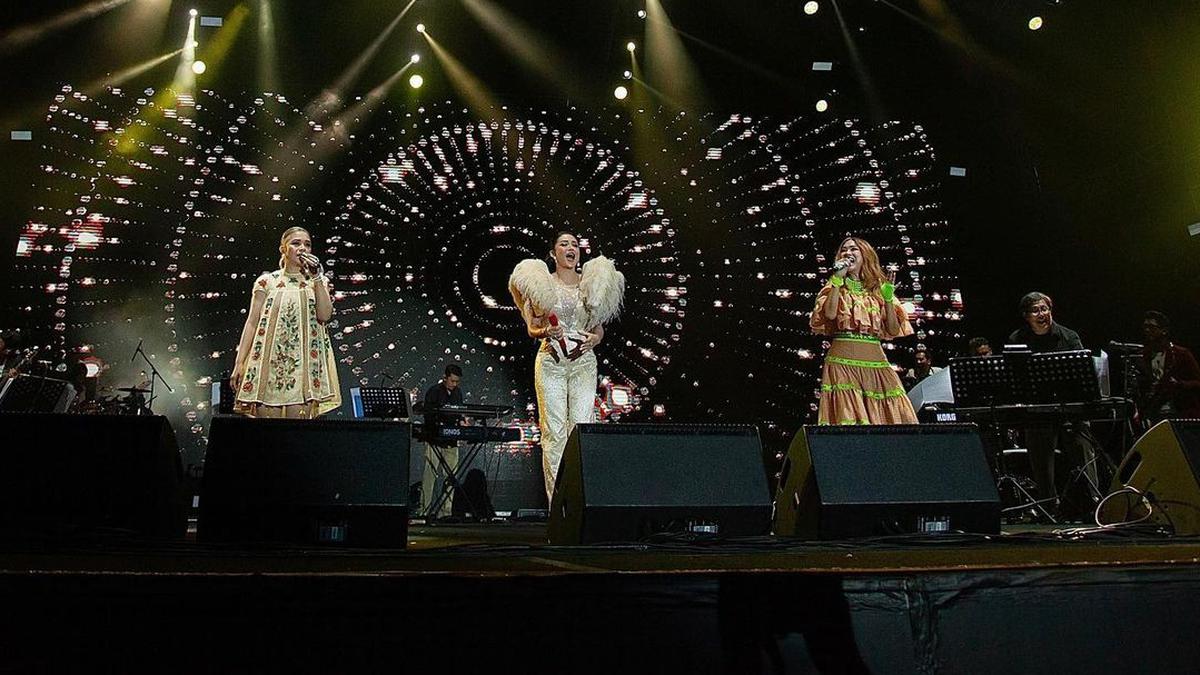 Erwin Gutawa dan 3 Diva Menggebrak Synchronize Festival 2022, Penonton ...