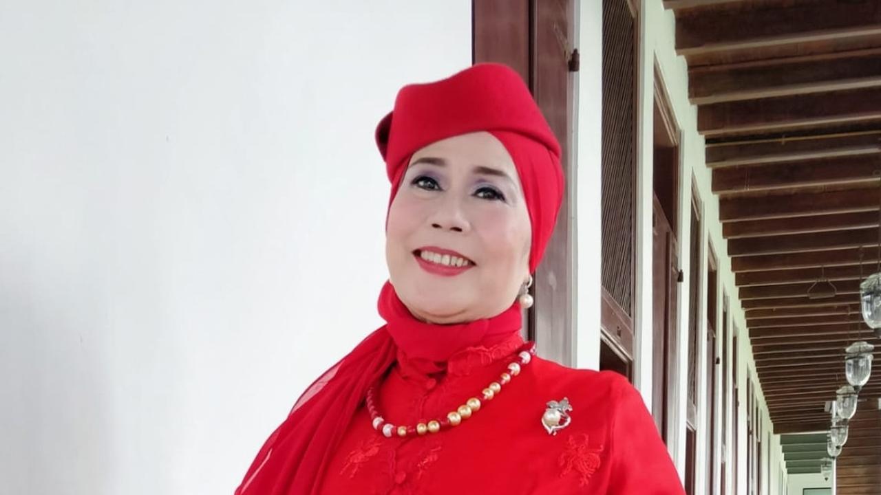 Profil Dewi Yull Penyanyi Populer Era 1990-an yang Juga Cicit Seorang ...