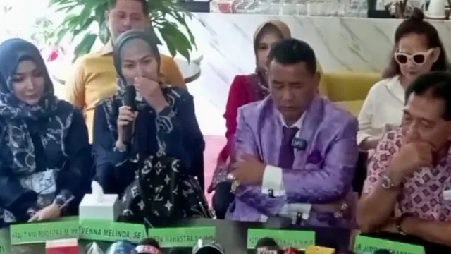 Venna Melinda Beberkan Pertemuannya dengan Ferry Irawan Setelah Dugaan KDRT: Bersimpuh dan Minta ...