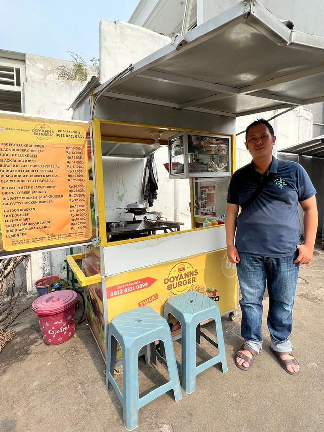 PT Sumber Alfaria Trijaya Tbk, Sejarah, Manajemen, Produk, Prestasi ...