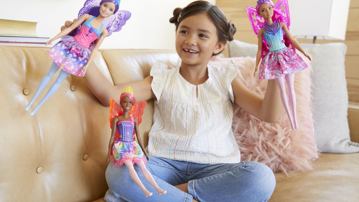 Penelitian Menunjukkan, Bermain Barbie Bantu Mengembangkan Keterampilan ...
