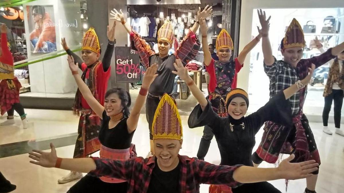 Gaya Tradisional Campur Modern, Ini Sosok di Balik Koreografi Indonesia ...