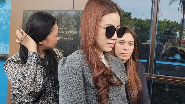 Rinoa Aurora Takut Ketemu Leon Dozan Hingga Nangis di Kantor Polisi ...