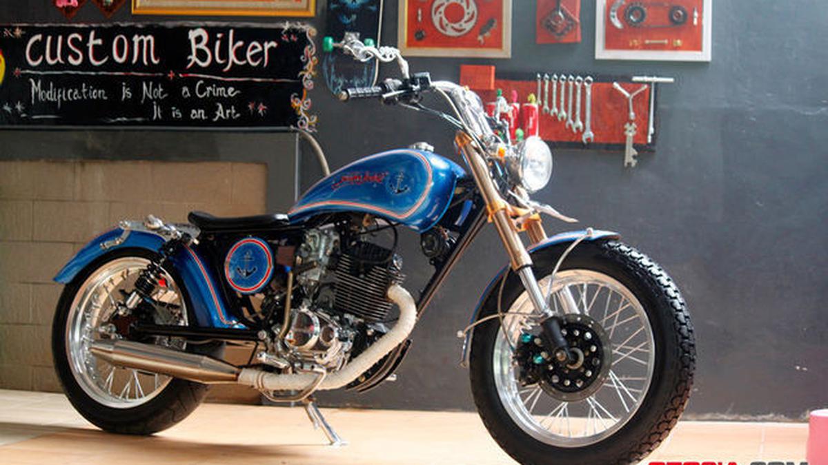 Honda Tiger Bergaya Chopper Biru - Galeri Otosia.com