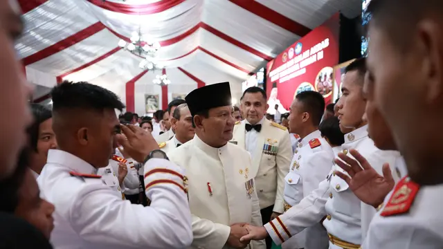 Beri Pembekalan, Prabowo Terkesan Aksi Semangat Kadet Poltekhan Ben ...