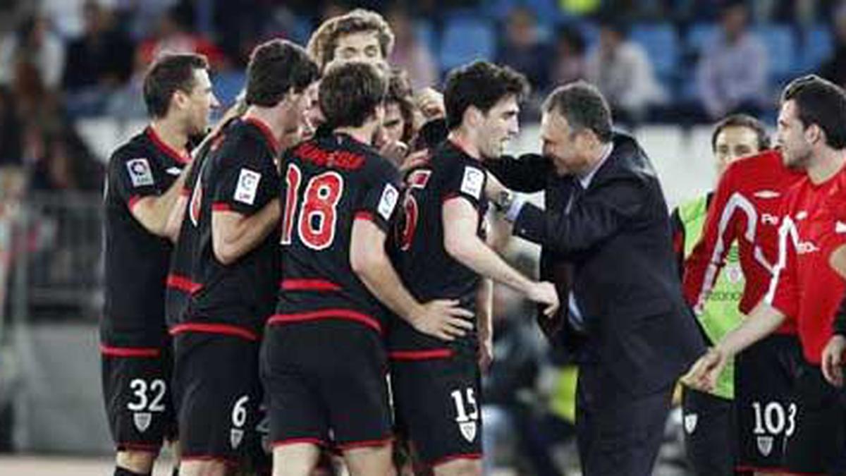 Bilbao Tapaki Anak Tangga - Bola Liputan6.com