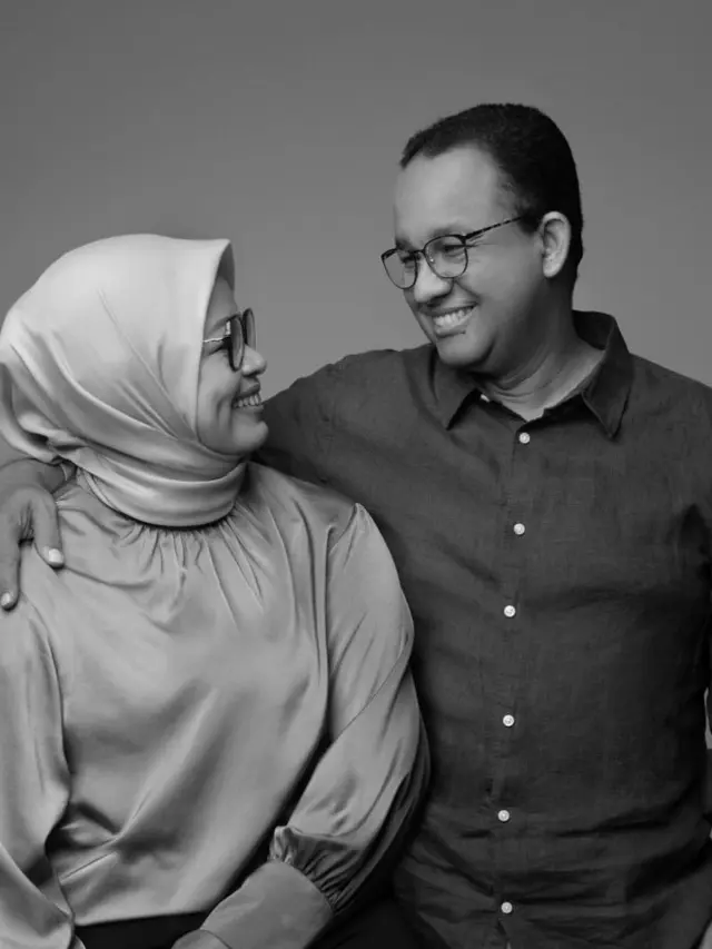 6 Potret Anies Baswedan dan Fery Farhati 28 Tahun Menikah: Cinta Makin ...