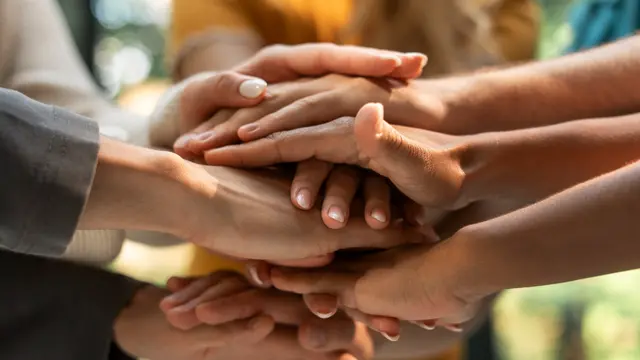 10 Contoh Kegiatan yang Mencerminkan Persatuan di Masyarakat - Ragam ...