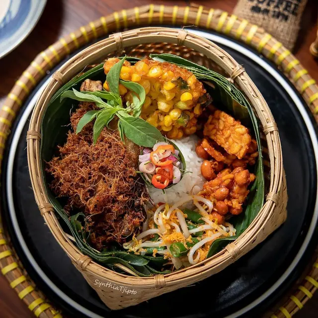 Usung Kearifan Lokal, Paket Nasi Besek di Jakarta Ini Cocok Jadi Menu ...