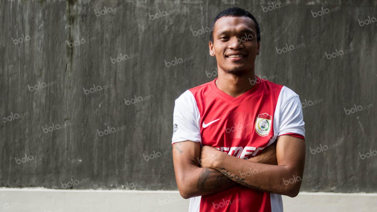 Ferdinand Sinaga Diresmikan Jadi Pemain Kelantan FA