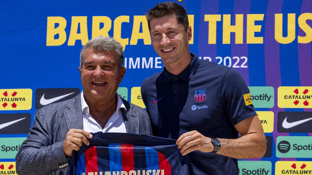 Liga Spanyol: Nomor Punggung 9 Diserahkan kepada Robert Lewandowski ...