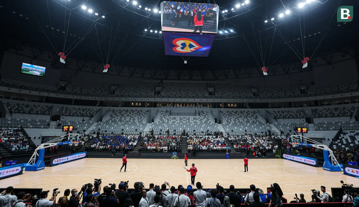 Foto: Detik-Detik Presiden Jokowi Resmikan Indonesia Arena, Siap Jadi ...