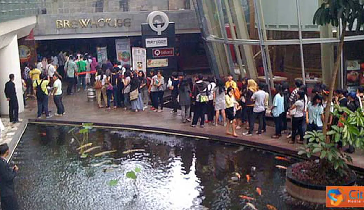 Serbu Antrian untuk Avril Lavigne Presale Ticket - Foto Liputan6.com