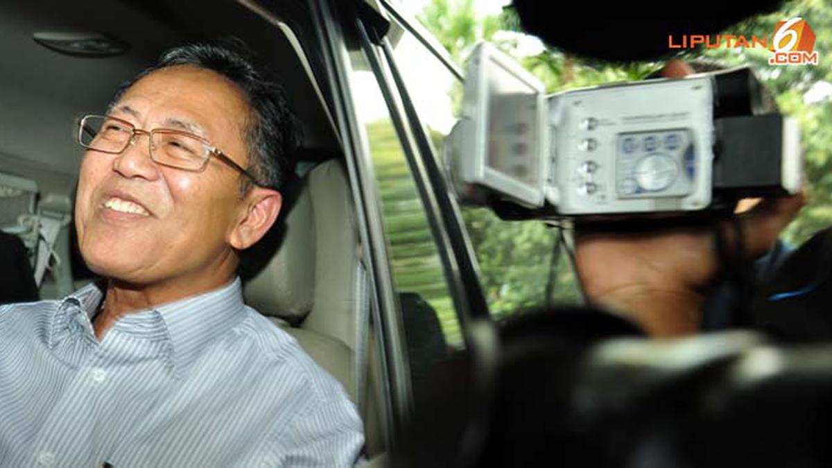 Dugaan Suap Hakim, Walikota Dada Rosada Kembali Diperiksa KPK - News ...