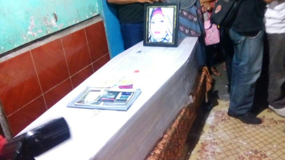 Jenazah TKI Sri Maryani Diserahkan ke Keluarga di Solo