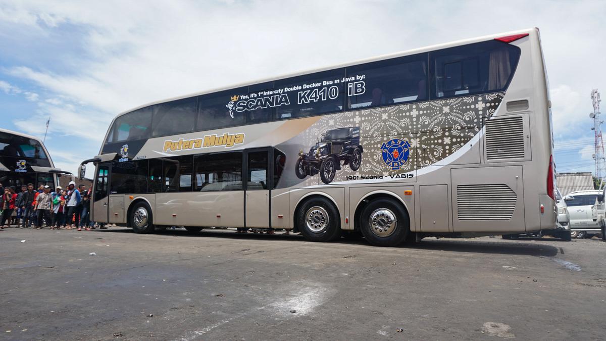 Lebih Dekat dengan Bus Tingkat Mewah Jakarta-Wonogiri