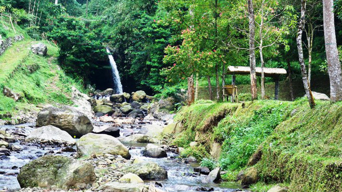 Pesona Curug Karembong di Bandung - News Liputan6.com