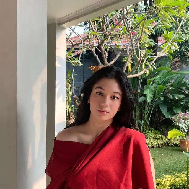 Berawal dari Duet Dikira Netizen Pacar Abidzar, Ini 6 Potret Raisyah ...