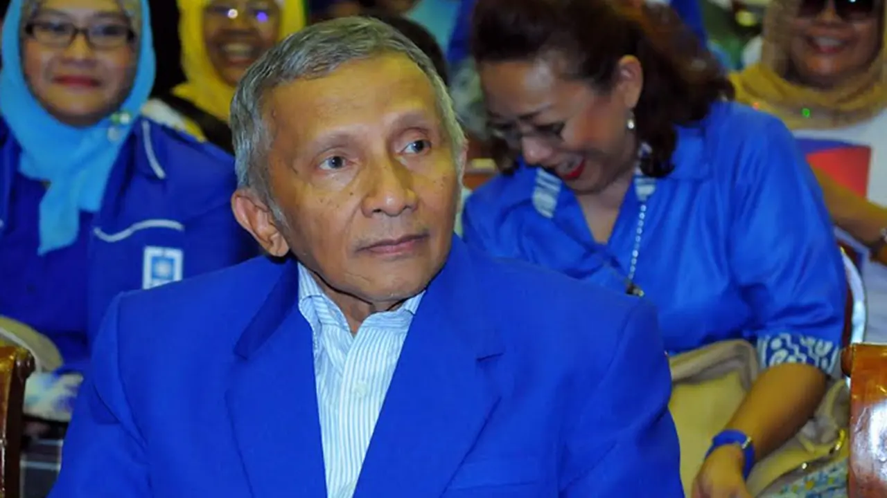 Amien Rais: Bapak Bangsa, Jokowi Bisa Undang Tokoh-tokoh Nasional ...