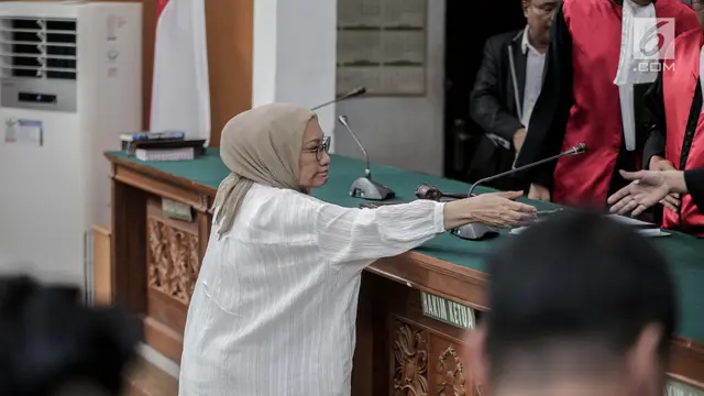 Ratna Sarumpaet Divonis 2 Tahun, Atiqah Hasiholan Bersyukur - News Liputan6.com