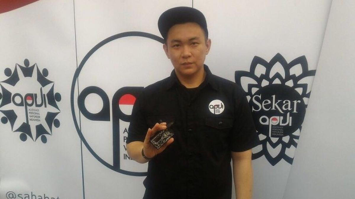 Pesulap Rhomedal Bisnis Vape