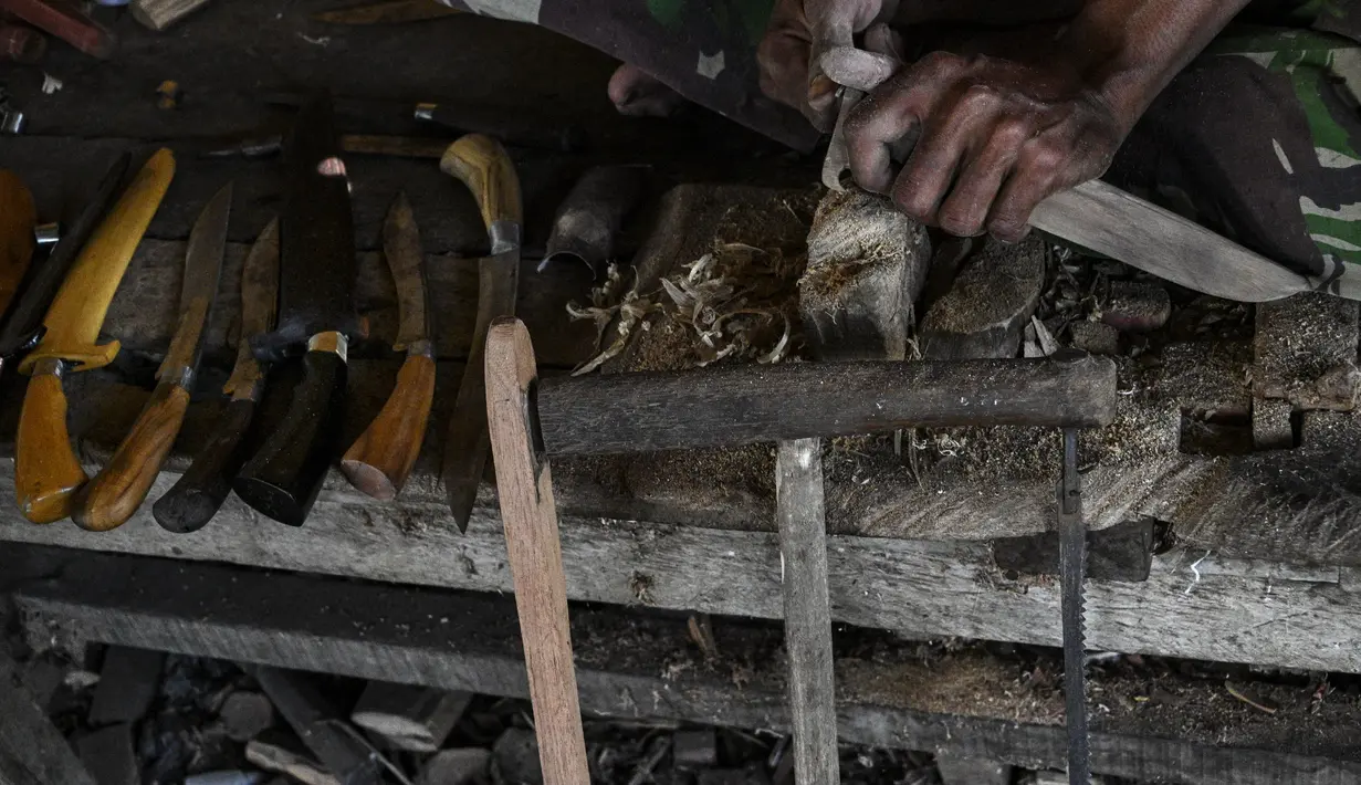 FOTO: Melihat Pembuatan Rencong Khas Aceh - Foto Liputan6.com