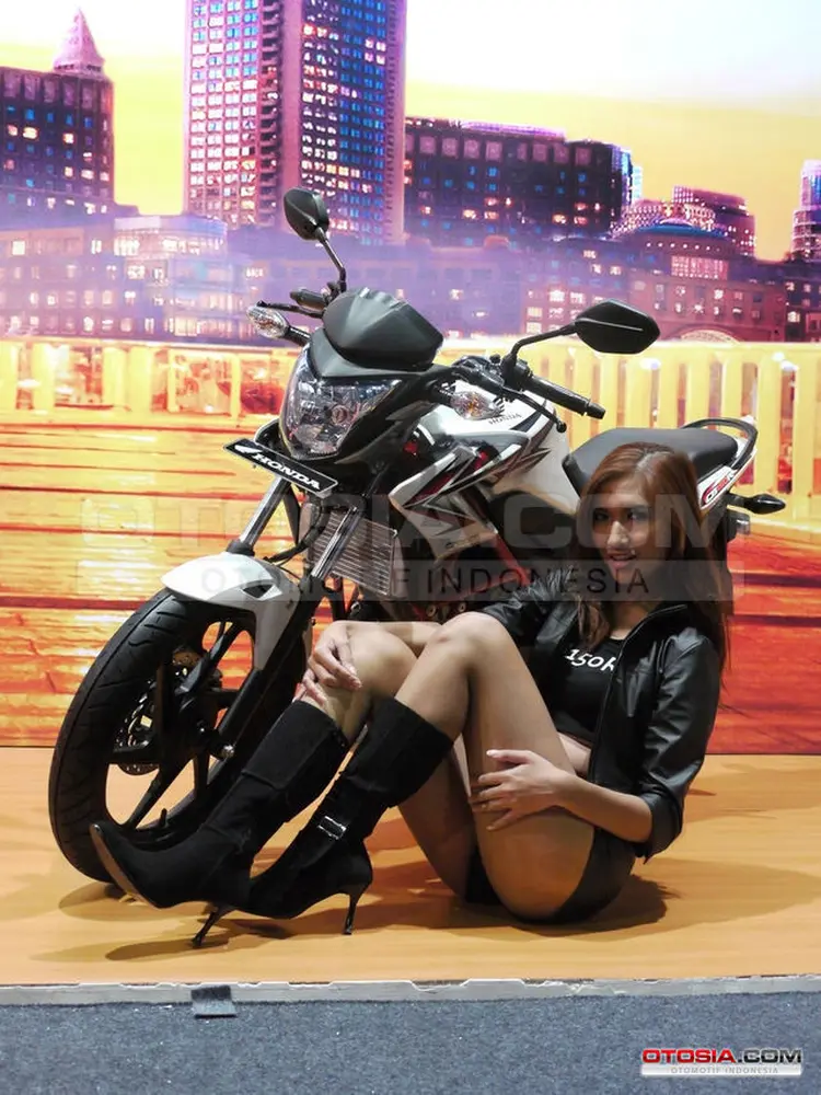 Peluncuran Honda CB150R StreetFire di Sentul - Galeri Otosia.com