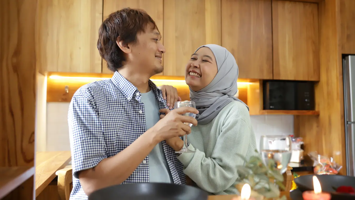 7 Tanda Seseorang Benar-Benar Mencintaimu dan Menghargai Dirimu Apa Adanya