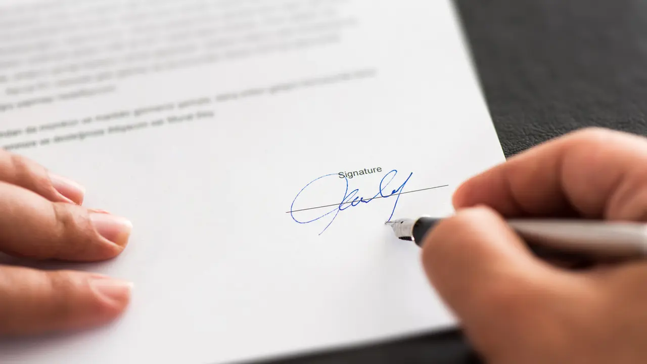 Tanda Tangan yang Simple, Arti dan Cara Membuatnya - Hot Liputan6.com